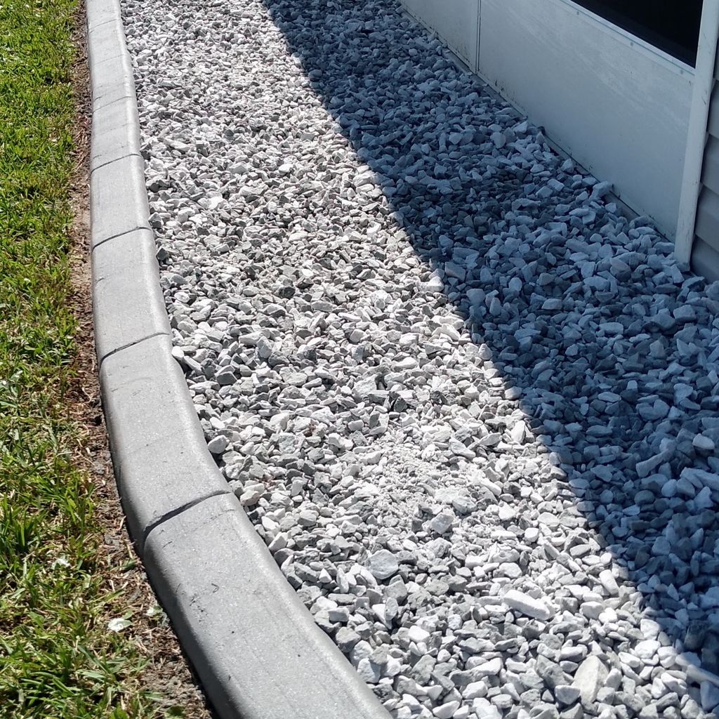 GALLERY | M&M Curbing And Landscaping | Landscaper in Port Orange, FL